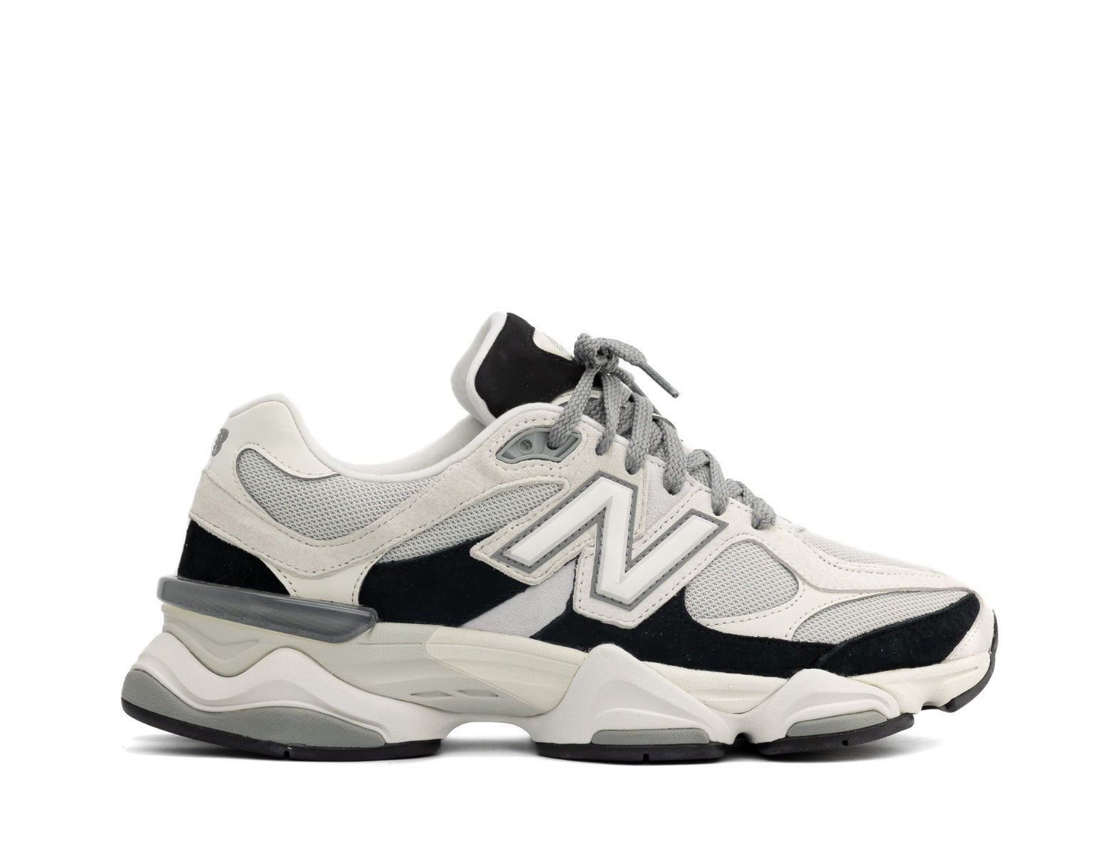 New Balance 9060 black reflection | BijSMAAK.com